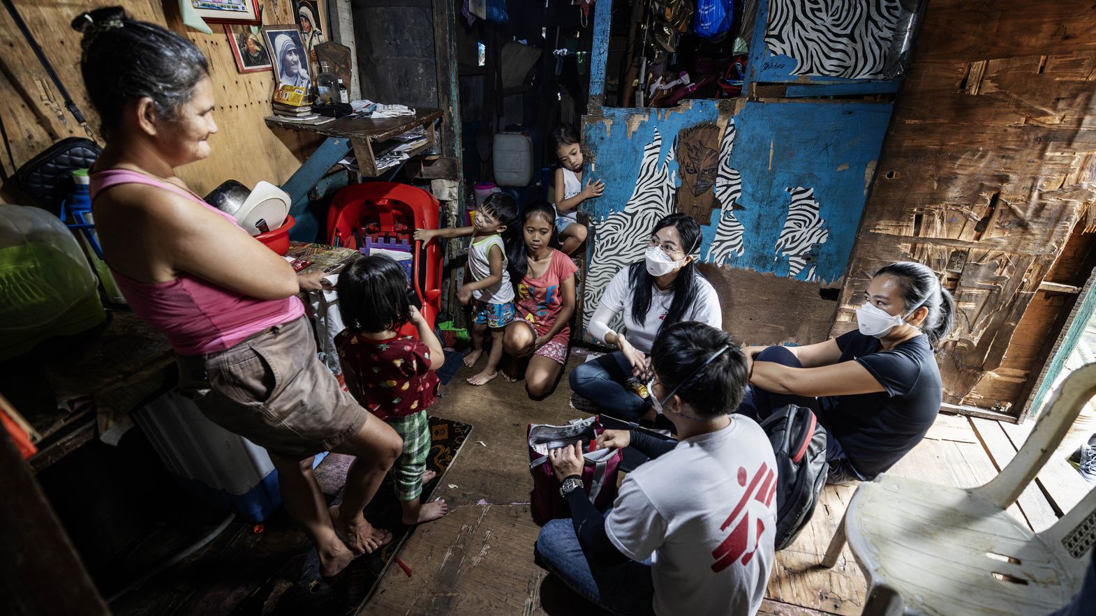 70 Deaths A Day The Kiwi nurse fighting tuberculosis in Manila's slums.