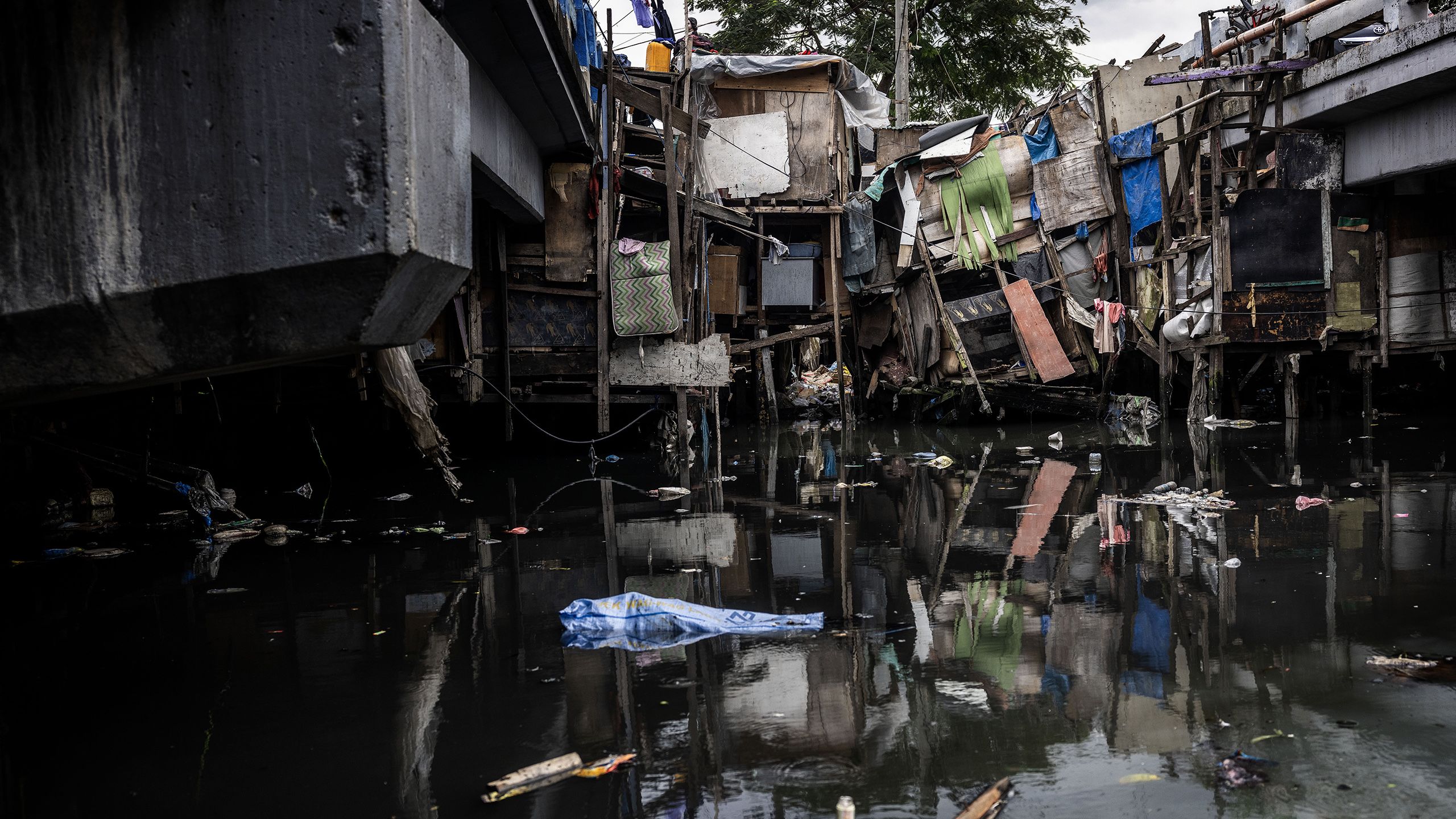 70 Deaths A Day The Kiwi nurse fighting tuberculosis in Manila's slums.