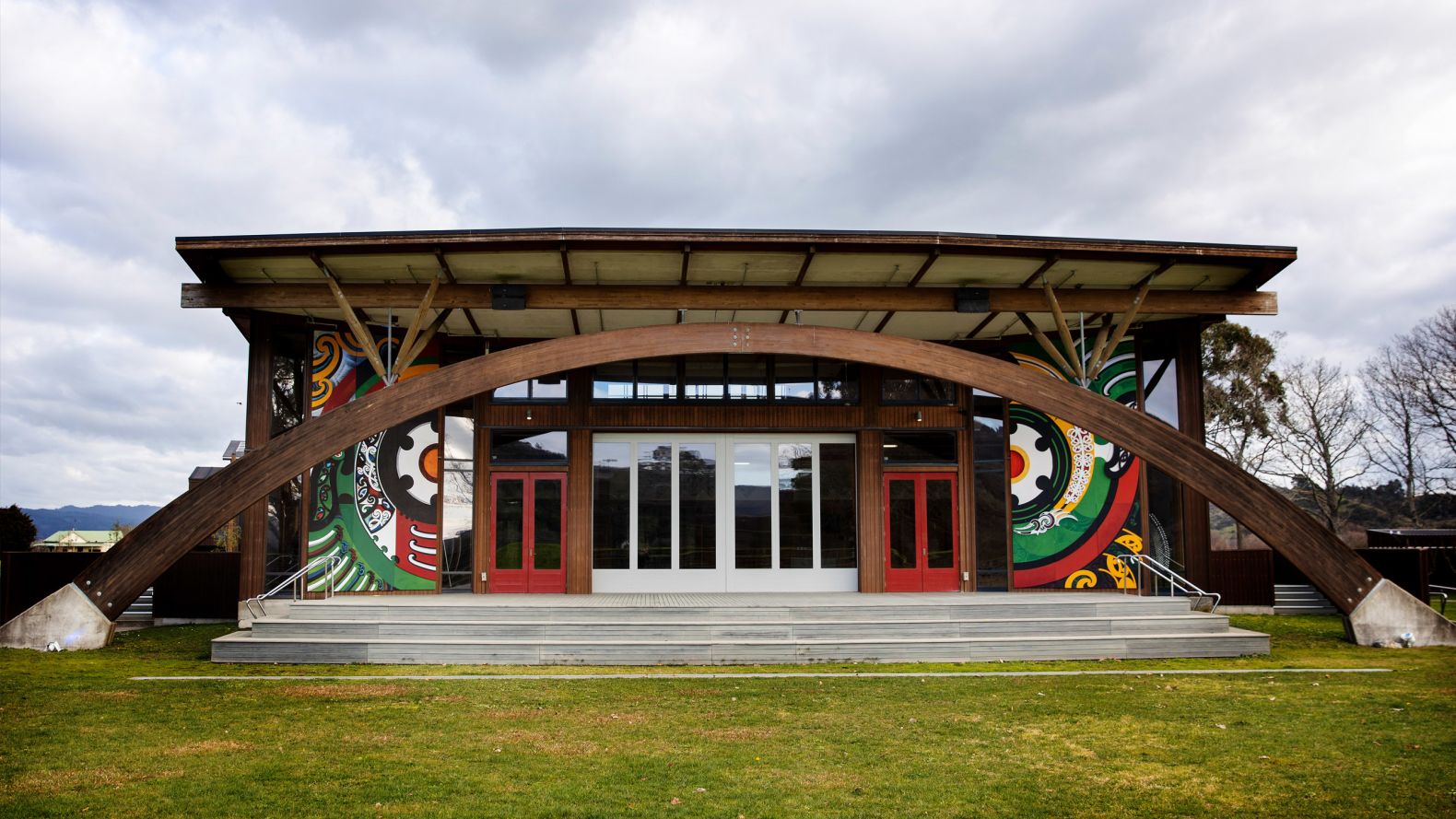 The Road Ahead: Part V, Māori