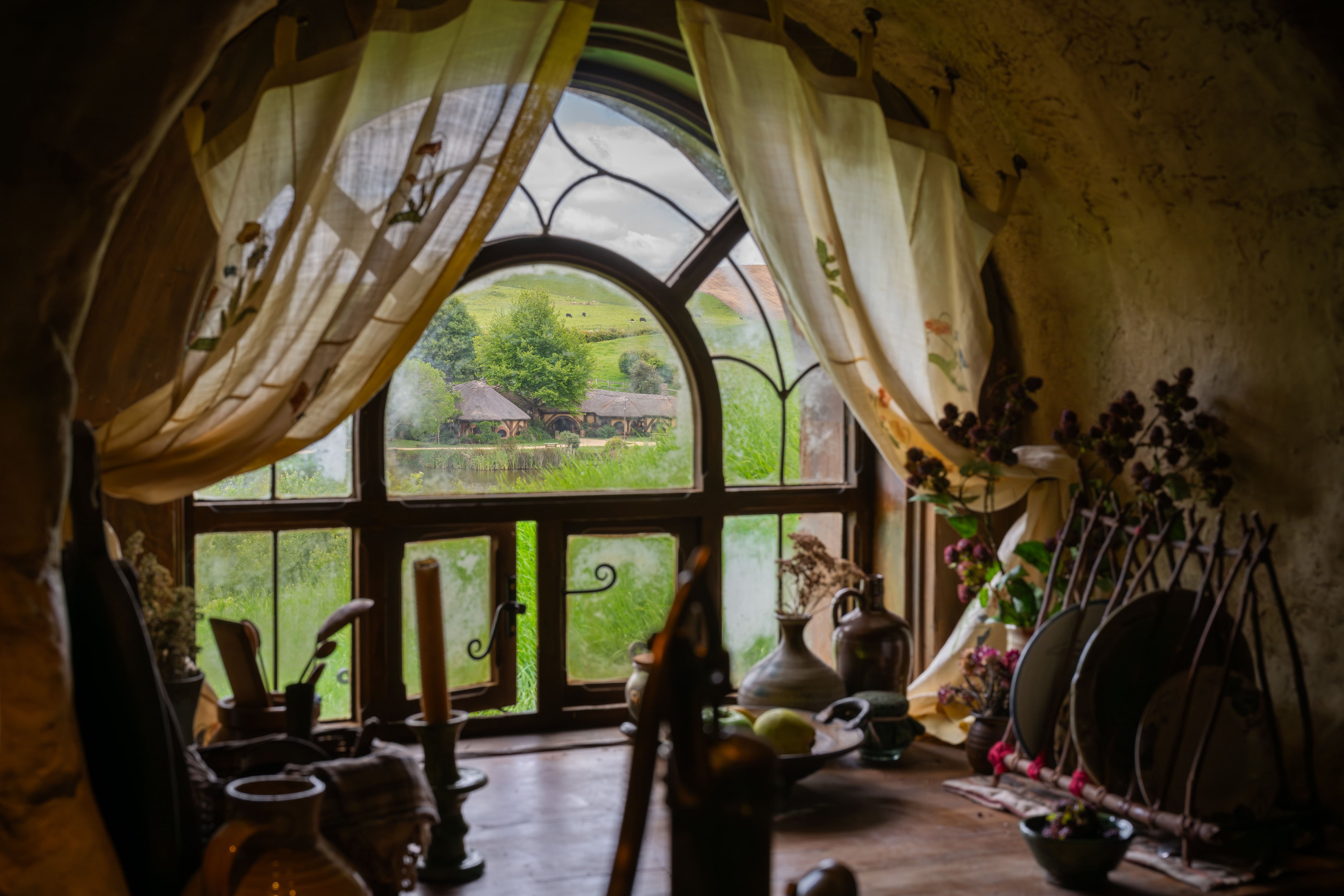 Hobbit Home Windows