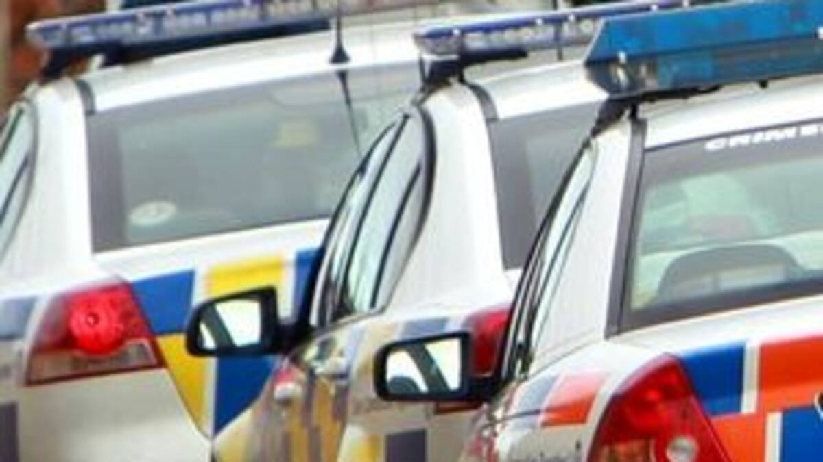 Cop Under Investigation After Prostitutes Sexual Complaint Nz Herald
