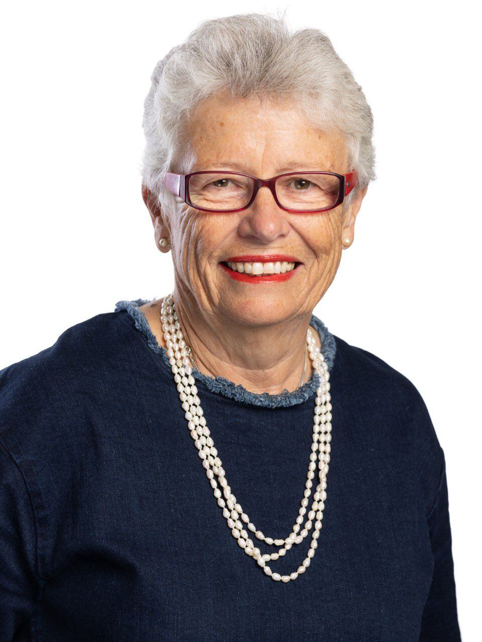 Jenni First's Instagram, Twitter & Facebook on IDCrawl